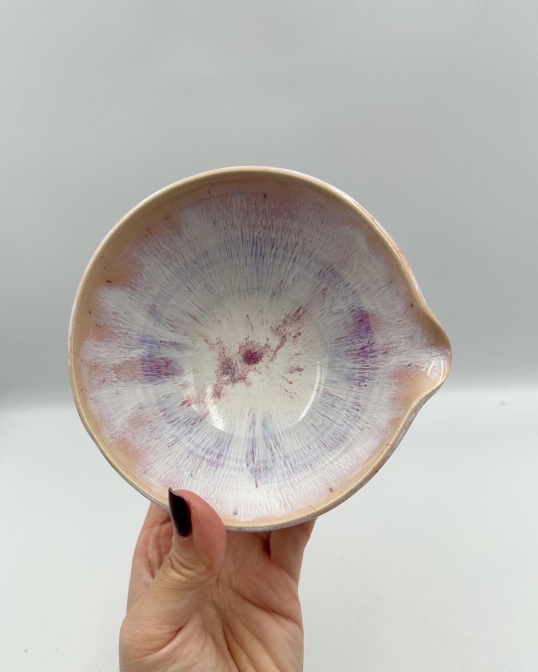 Handmade Pottery: Spout Bowl - Etsy