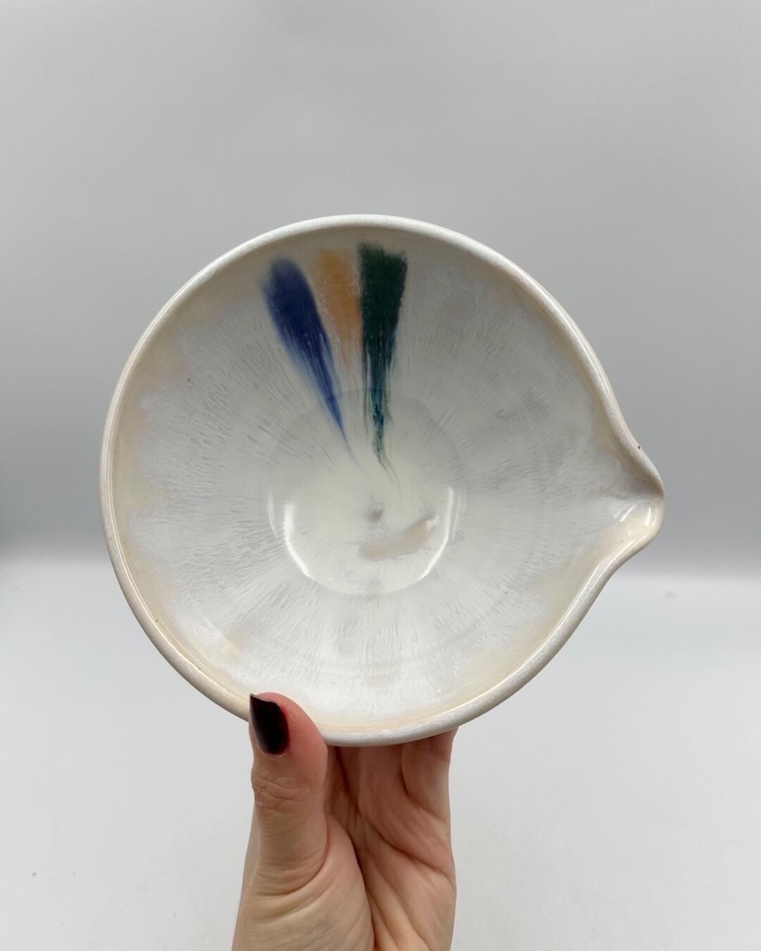 Handmade Pottery: Spout Bowl - Etsy