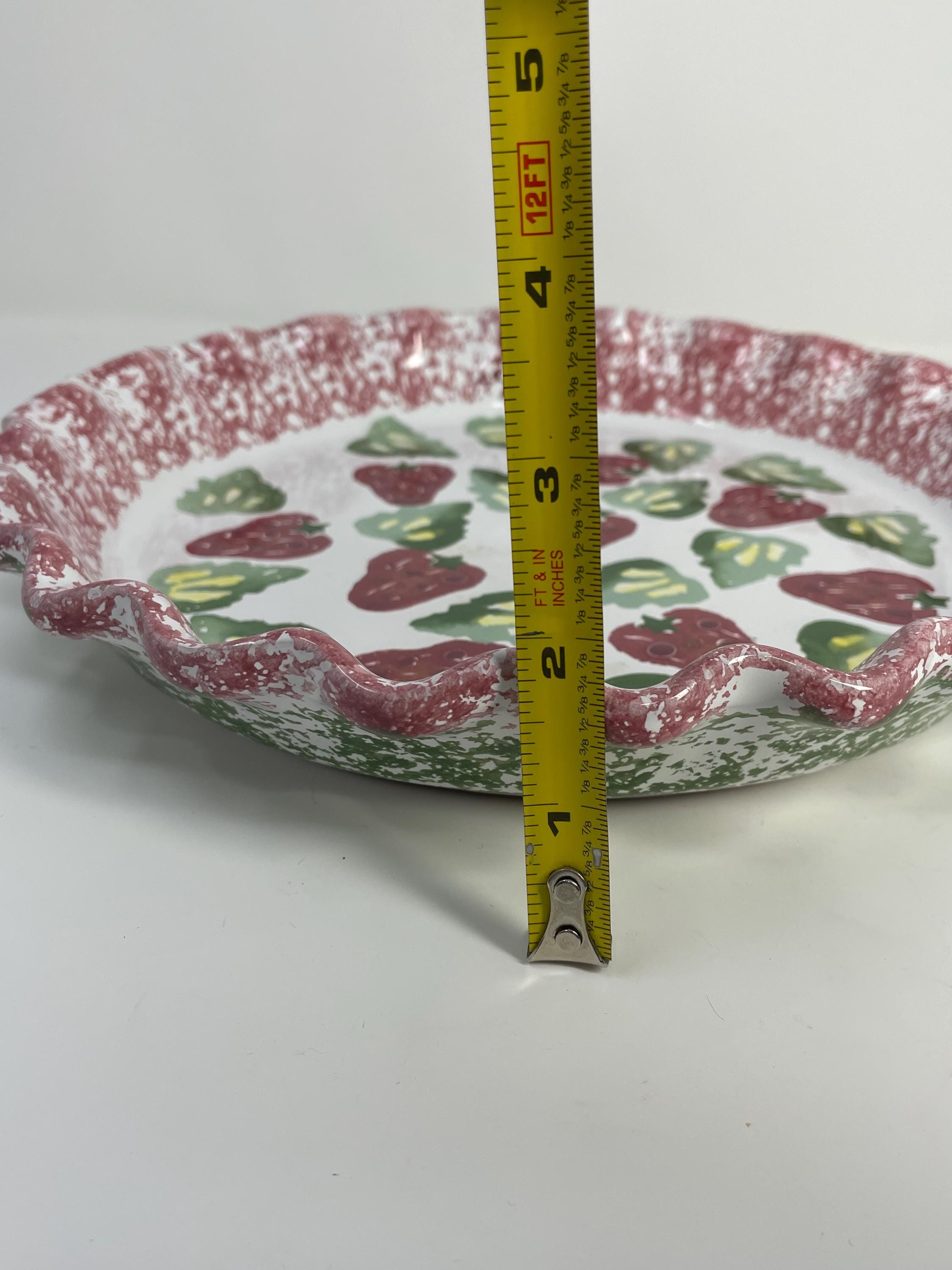 Vintage Strawberry Pie Plate: Hand-painted Ceramic Farmhouse Decor - Etsy