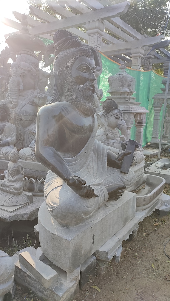 Muniswaran God Statue