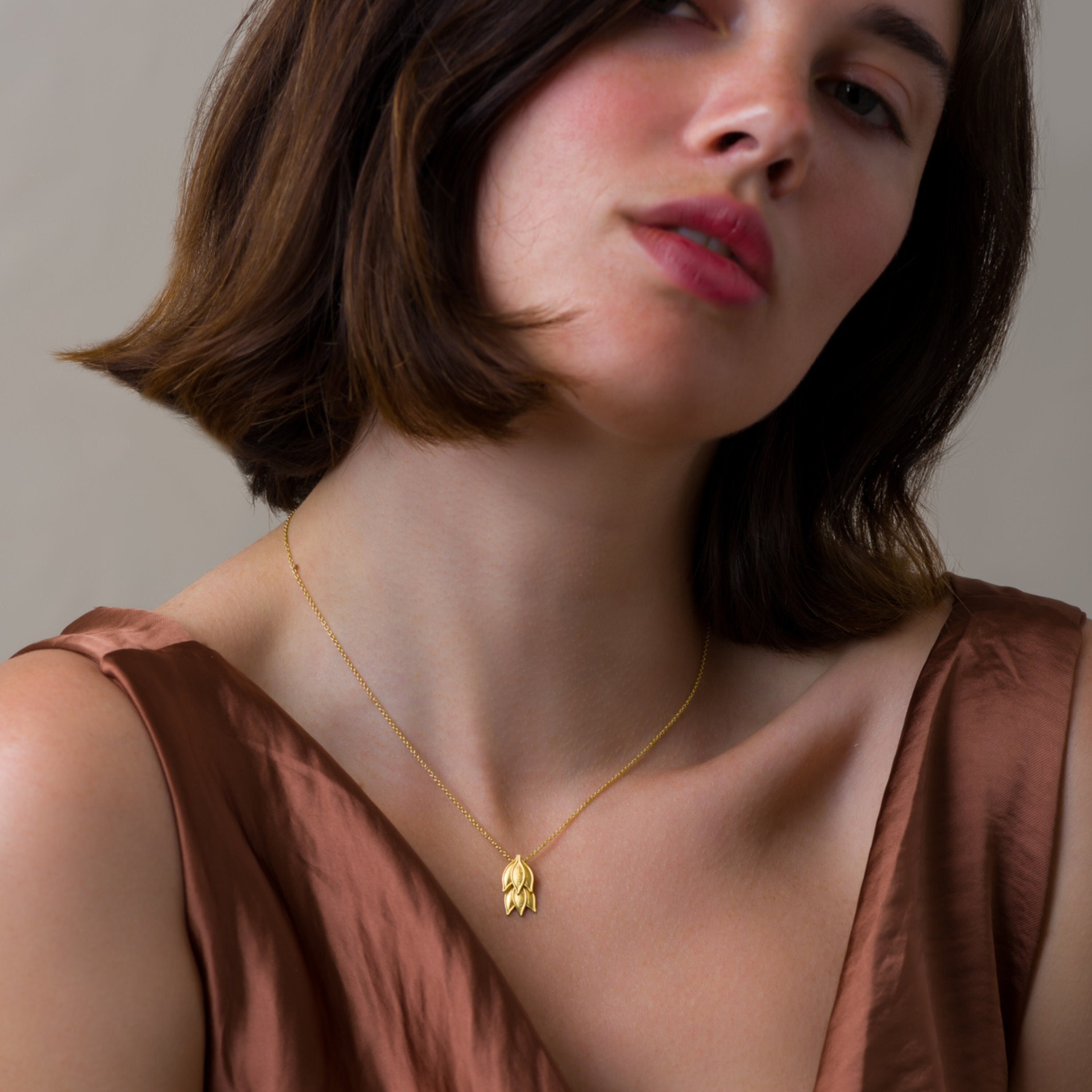 18K Byzantine Gold Laurel Pendant - Etsy