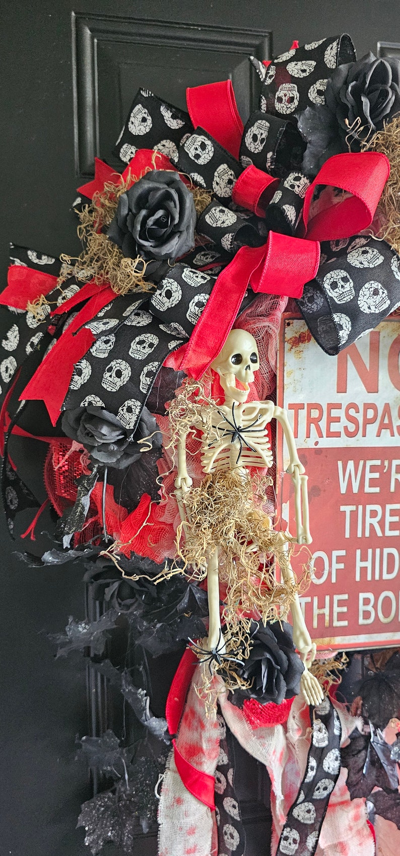 Skeleton Wreath, No Trespassing Sign, Gothic Skull Door Decoration ...
