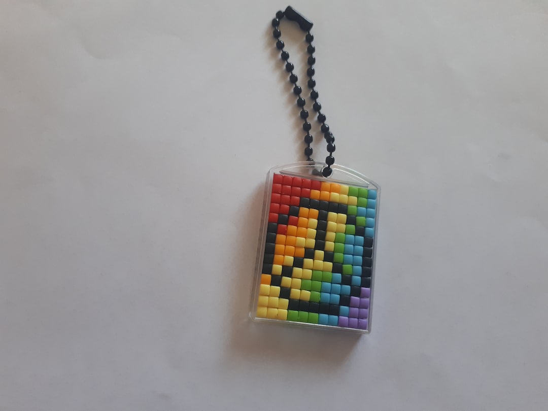 Keychain pixel Symbols - Etsy
