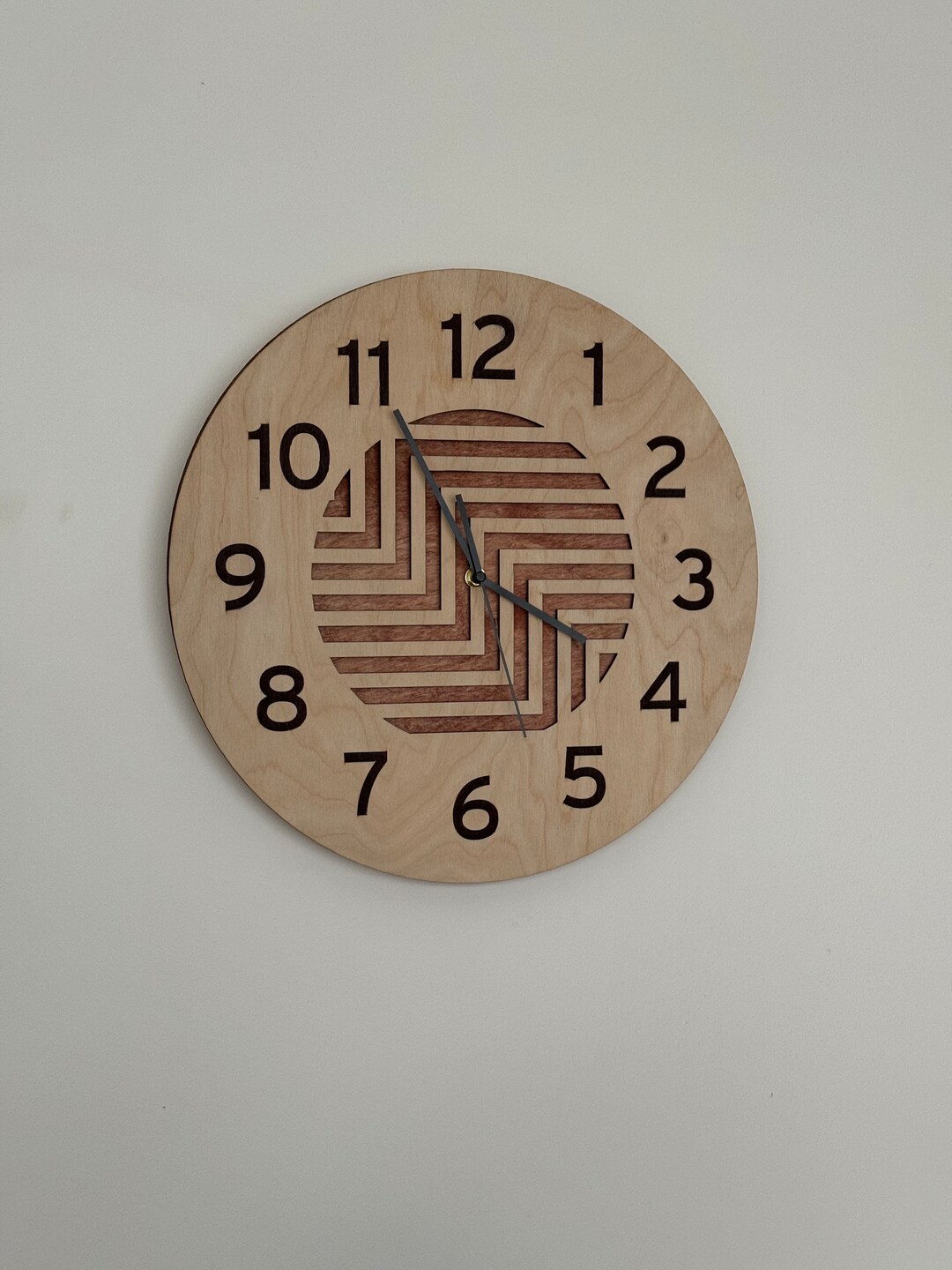 Modern Style Wall Clock ,red Background ,clock With Numbers, Unique Big ...