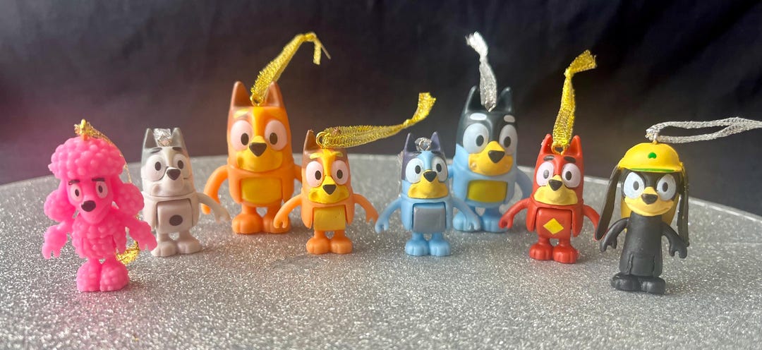 8 Bluey Characters Child Friendly Seasonal Christmas Tree Decoration ...