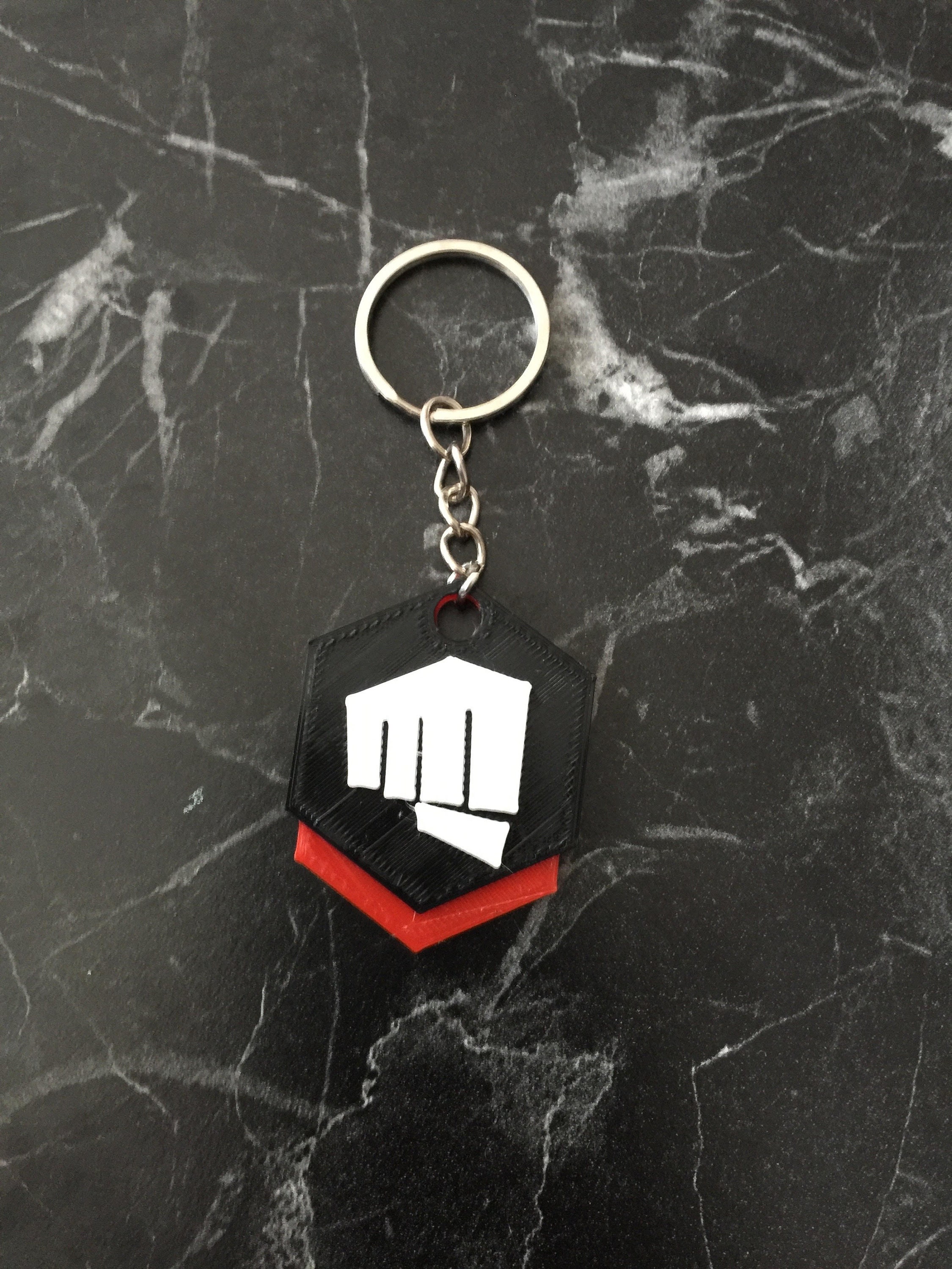 Riot Games Keycahin / Fist Bump Buddy / Valorant Gun Buddy - Etsy.de