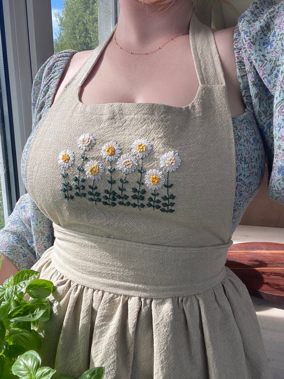 Daisy Garden Wildflower Hand Embroidered Apron - Cottagecore Aesthetic ...