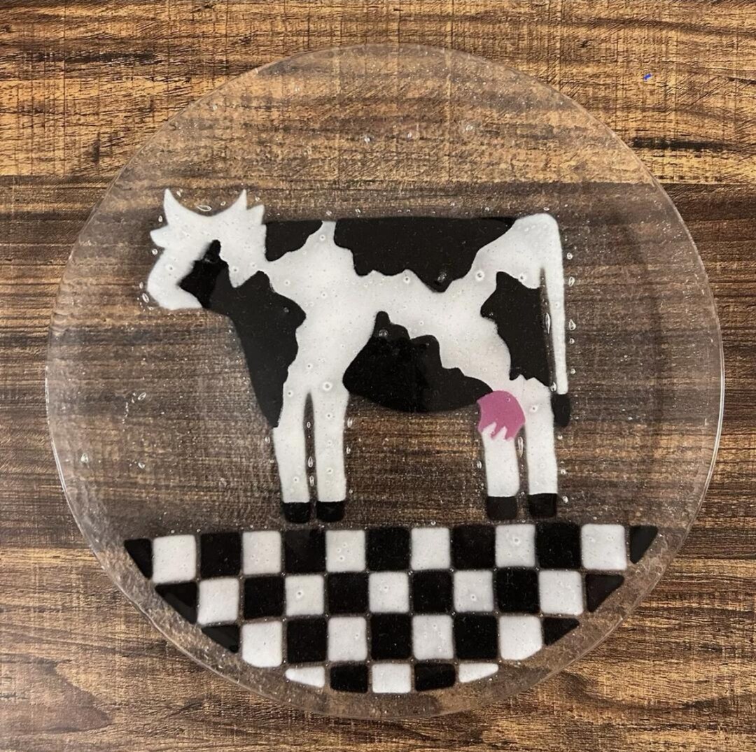 Peggy Karr Checkerboard Cow 11 Round Platter Fused Glass Signed - Etsy