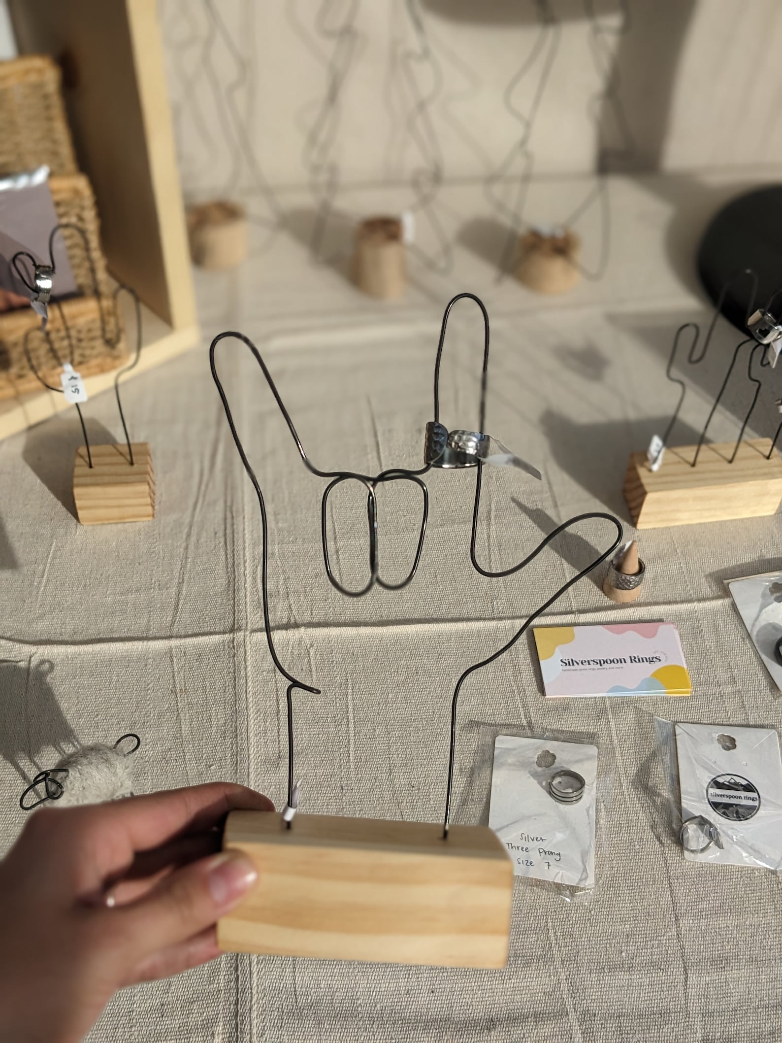 Wire ILY Hand Sign: ASL Sculpture, Home Decor - Etsy
