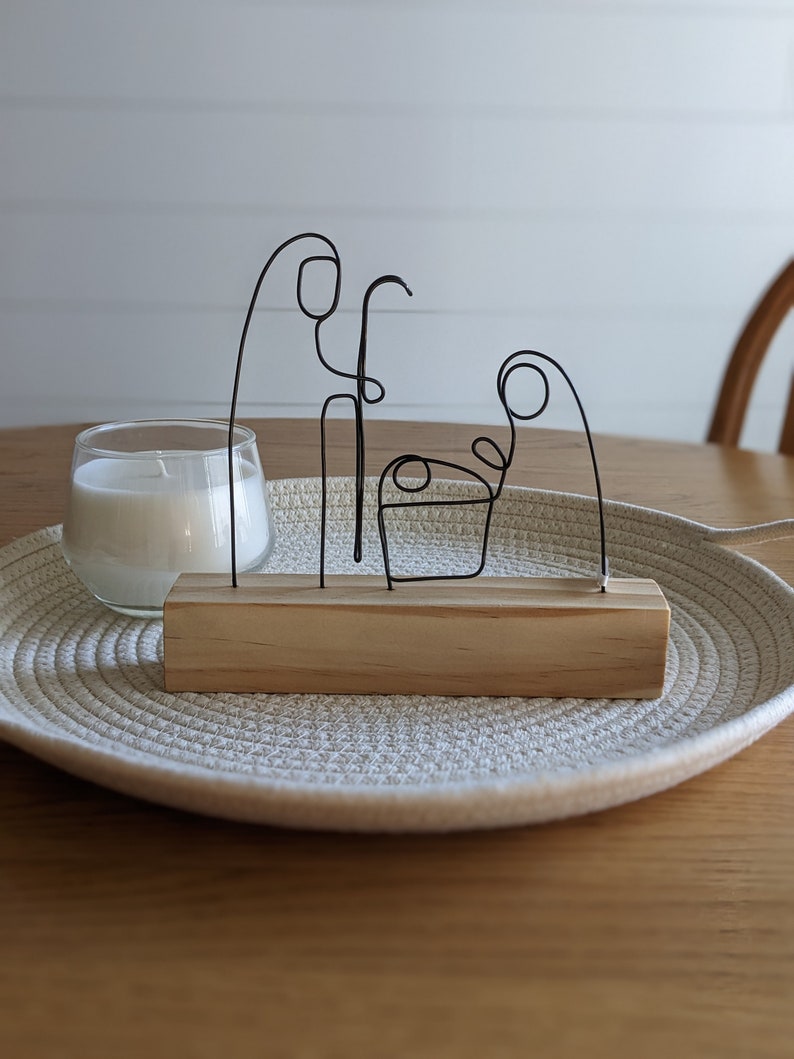 Minimalist Wire Nativity Sculpture: Unique Christmas Decor - Etsy