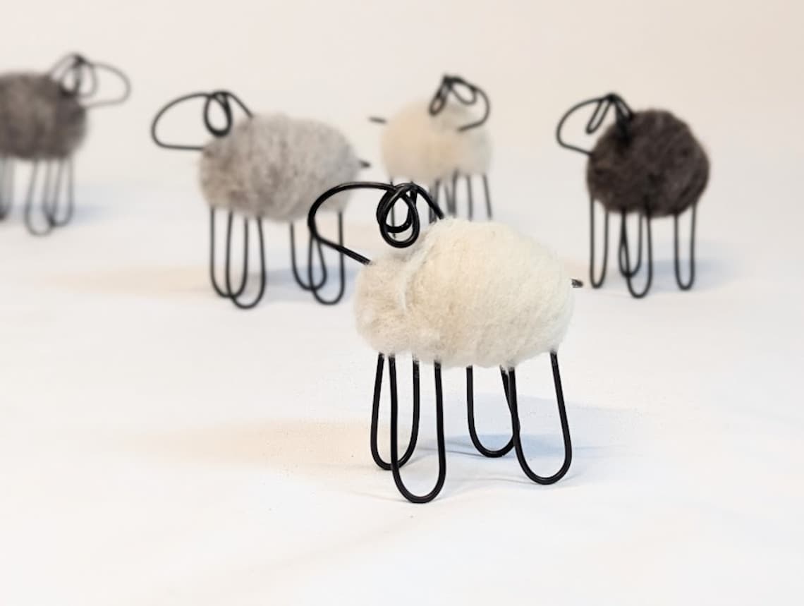 Handcrafted Wire Art Sheep With Wool Body Adorable Home Decor - Etsy