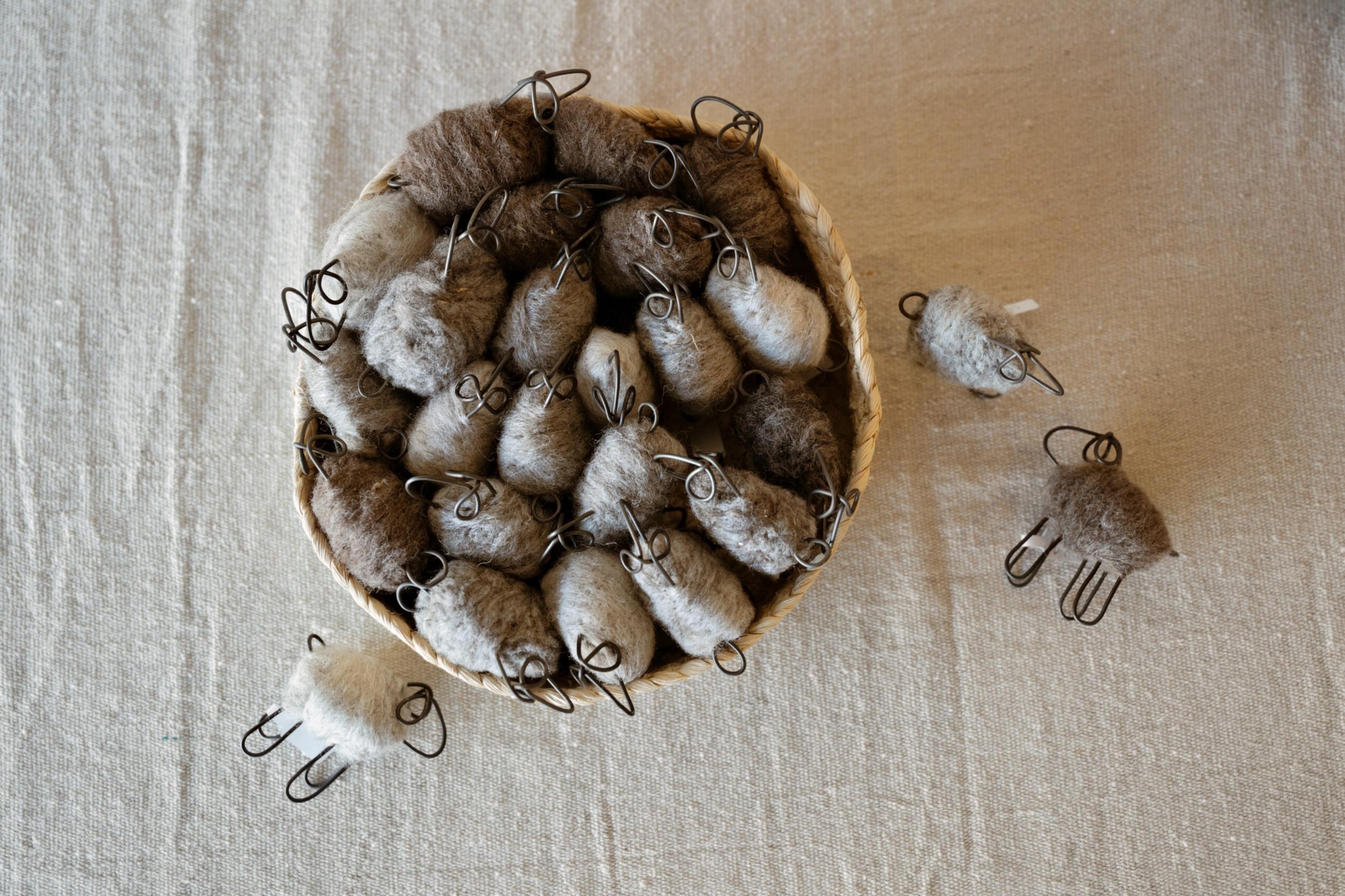Handcrafted Wire Art Sheep With Wool Body - Adorable Home Decor - Etsy