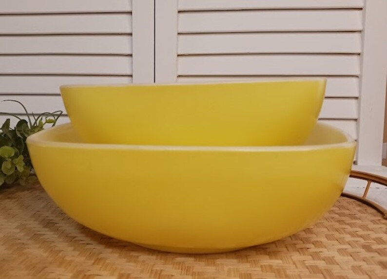 Vintage PYREX Square Yellow Bowls 515B-015 525B-025 - Etsy