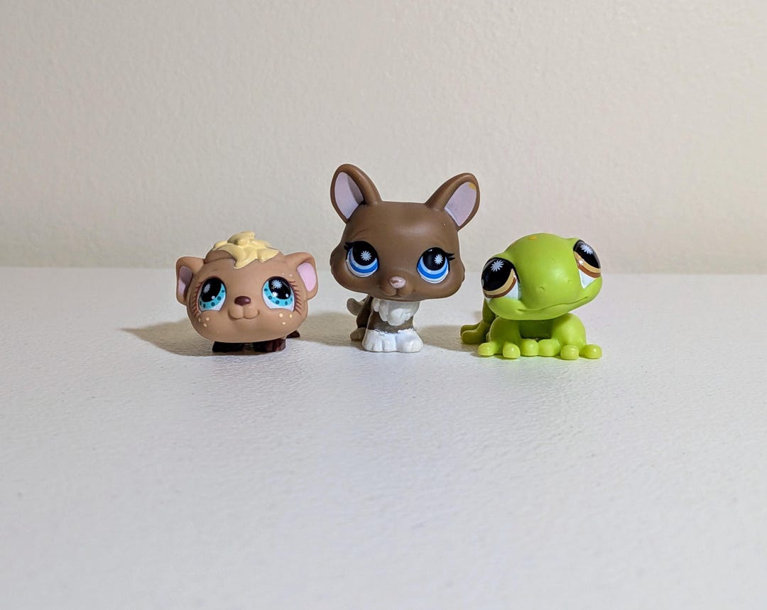 Littlest Pet Shop Target Exclusive Bonus Pets Lot - LPS Toys - Corgi ...