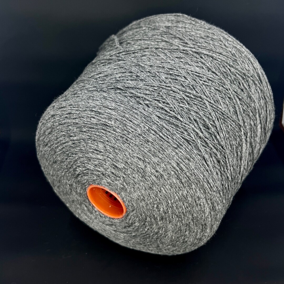 100% Cashmere Fine Yarn on Cone - 100 г/ 350 м - Zegna Baruffa, Yarn on ...