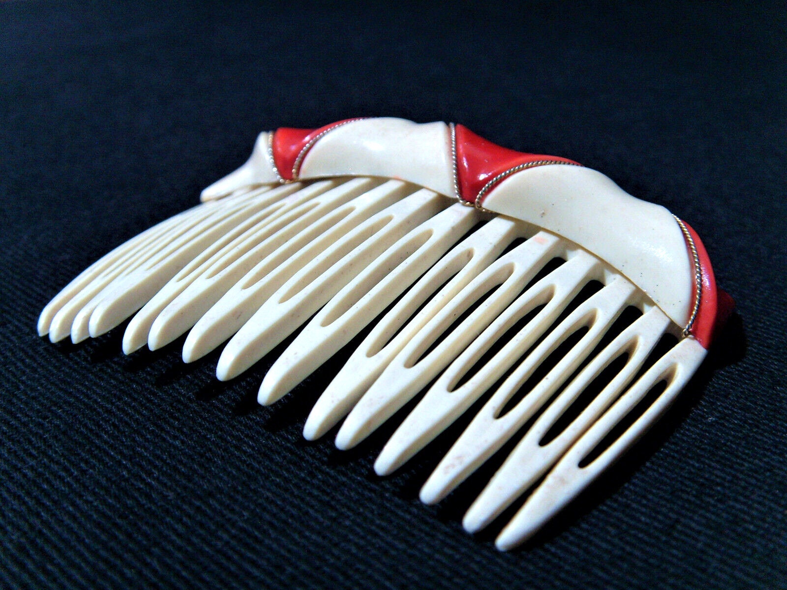 Vintage Circa 1920s 30s ART DECO Style Ladies Hair Comb Slide Red Cream ...