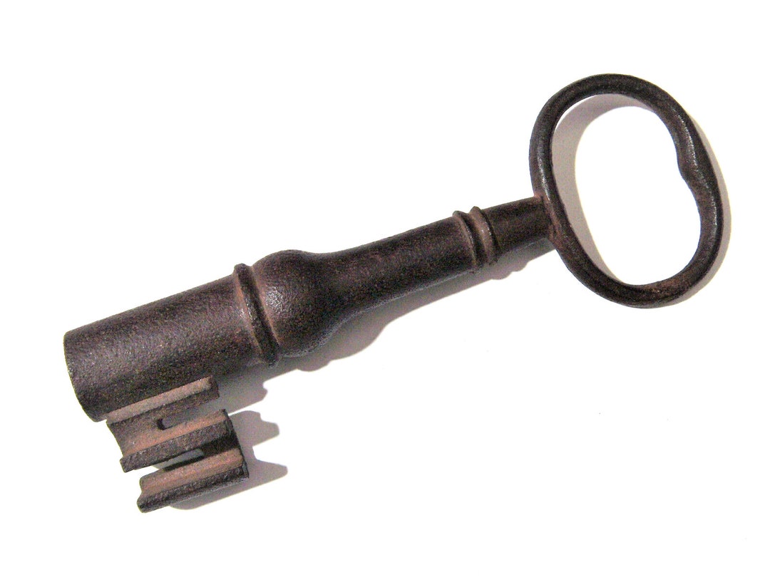 Antique 18th 19th Century 5 Large Bore Iron Key Casket Trunk Coffer Box ...