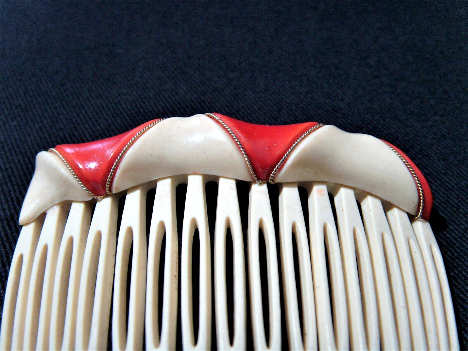 Vintage Circa 1920s 30s ART DECO Style Ladies Hair Comb Slide Red Cream ...