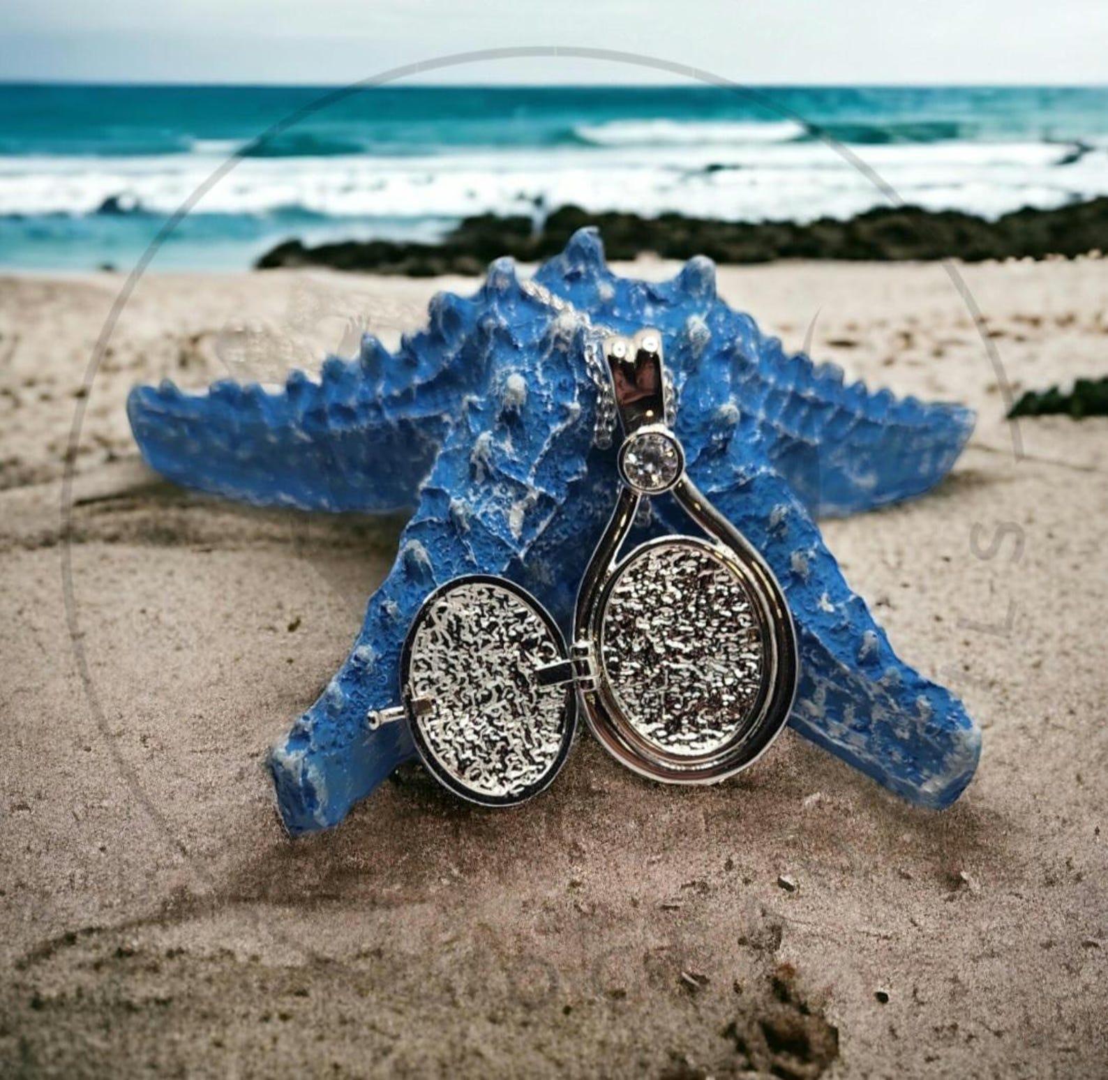 Real H2O Locket Just Add Water Photo Picture Oval Round Locket Engraved ...