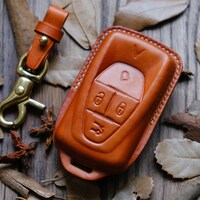 Vinfast VF8 Key Fob Cover, Personalized Leather for Vinfast VF6 VF7 VF8 ...