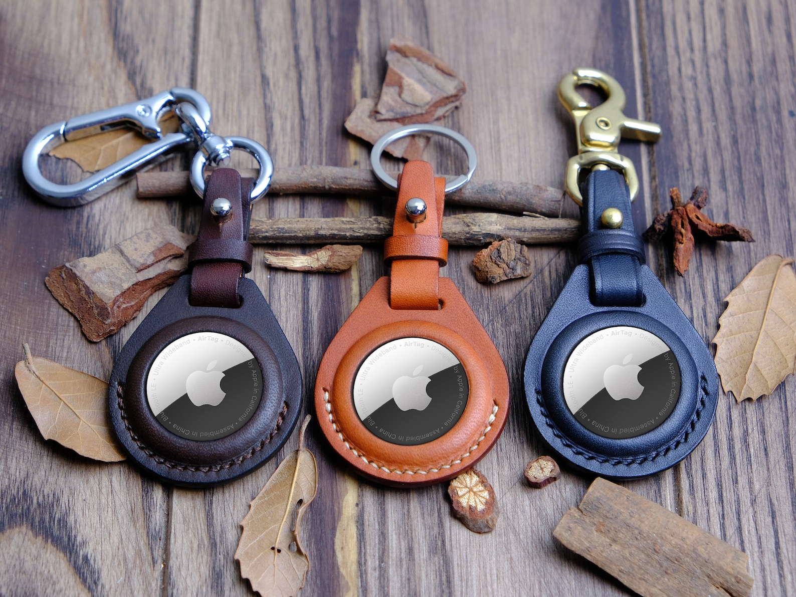 Personalized Leather AirTag Keychain - Custom AirTag Casse - Vtxstore ...