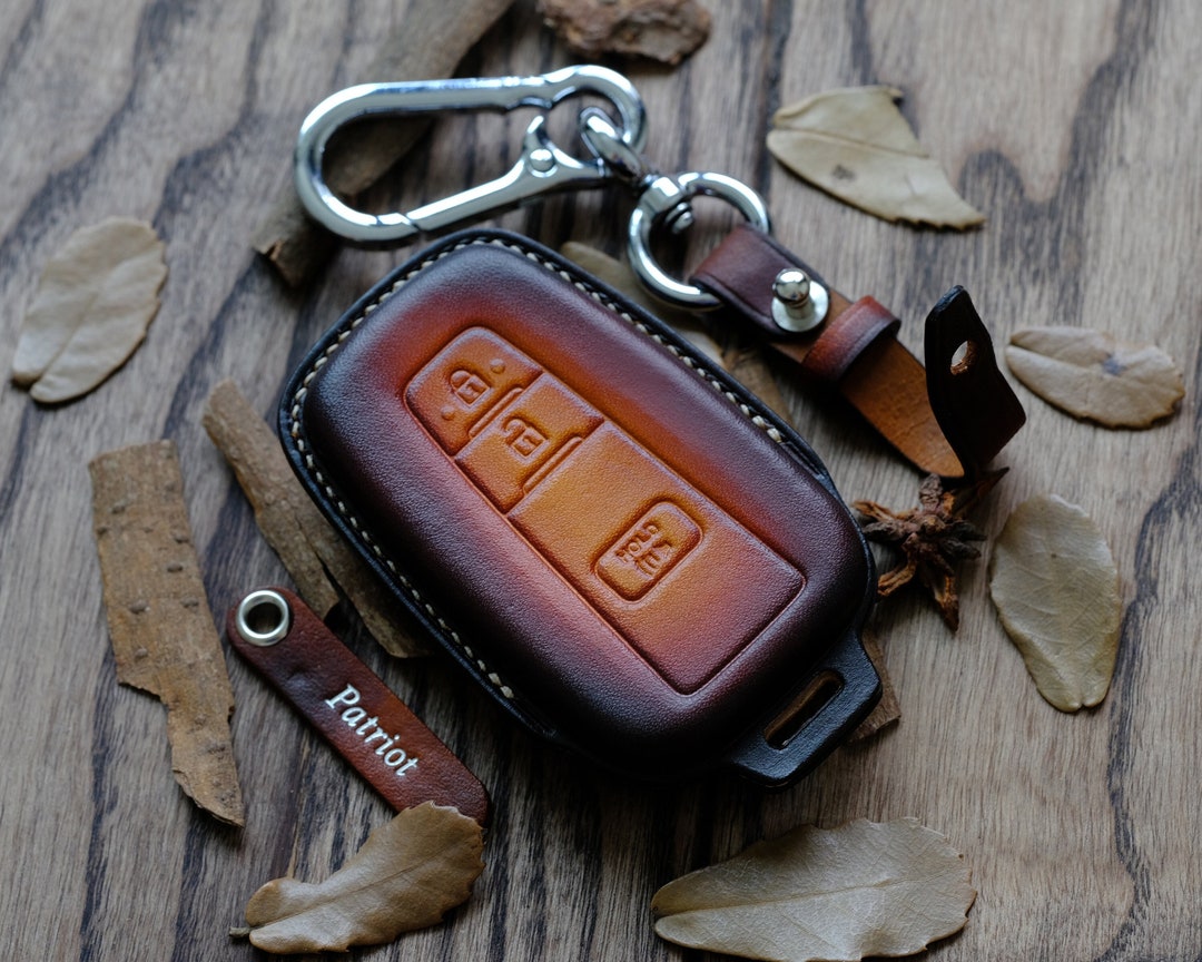 Toyota RAV4 Key Fob Cover, Leather Key for 2023 RAV4, Toyota Keychains ...