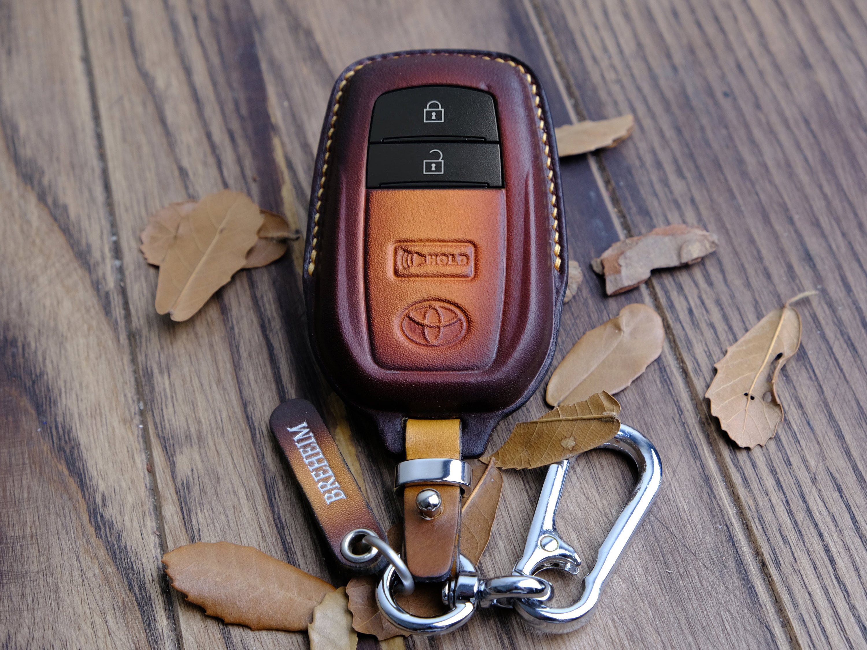 Toyota Corolla Cross Key Fob Cover (patina), Handcarft Leather Key Case ...