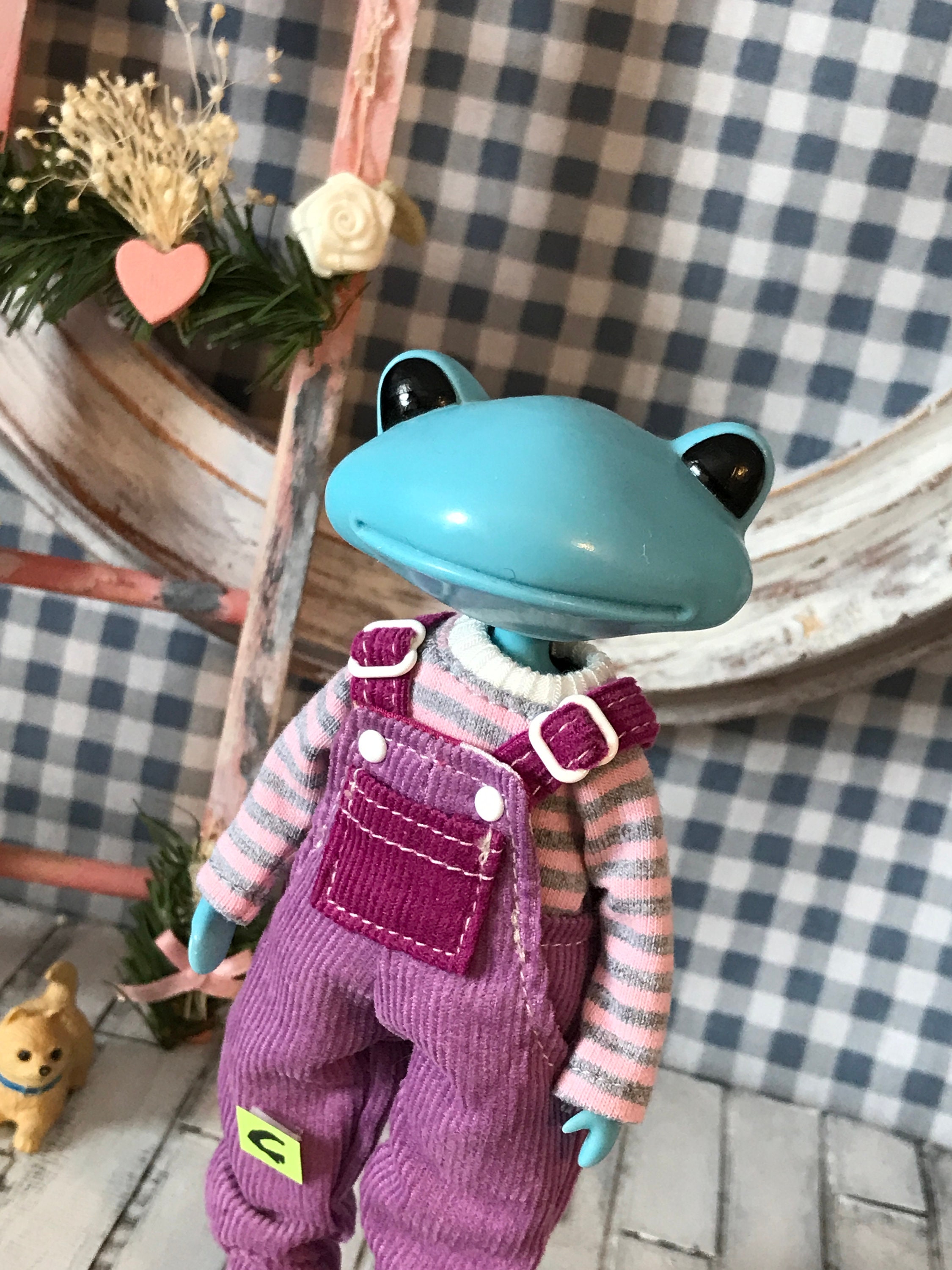 Wonder Frog Overalls and T-shirt Set - Etsy