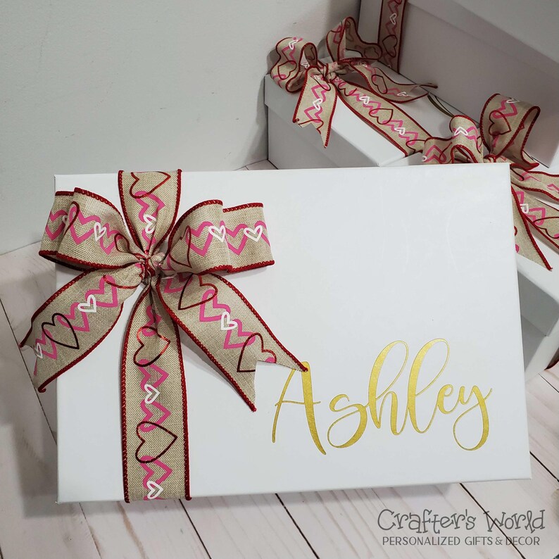 Custom Vinyl Decal Name for Gift Box, Bridesmaid Proposal Gift Box ...