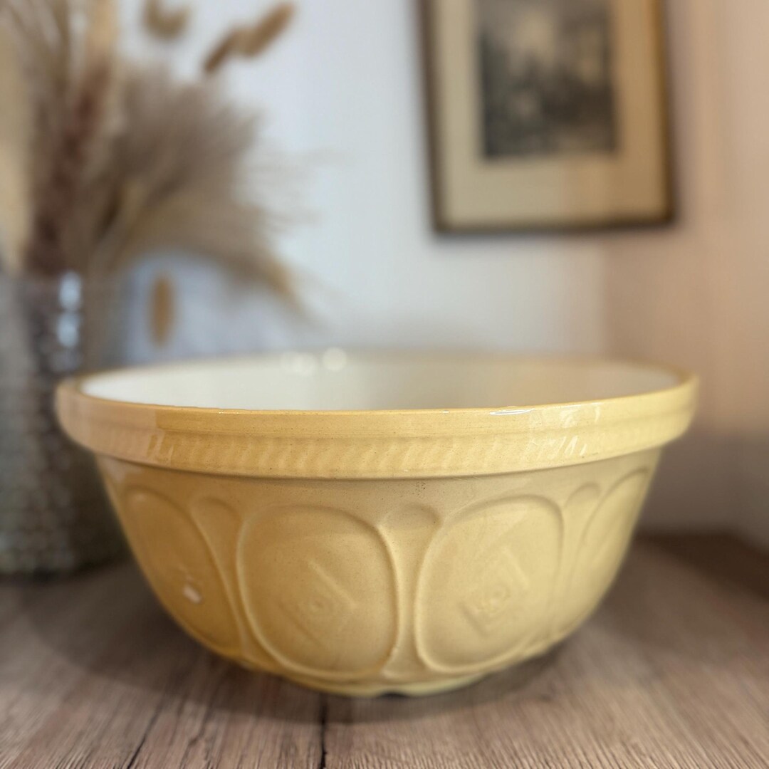 Large Masons Vintage Yellow Mixing Bowl | Vintage Baking Cooking ...