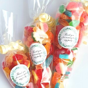 Pick N Mix Halal Sweet Cones | Party Favours | Personalised Pre Filled ...