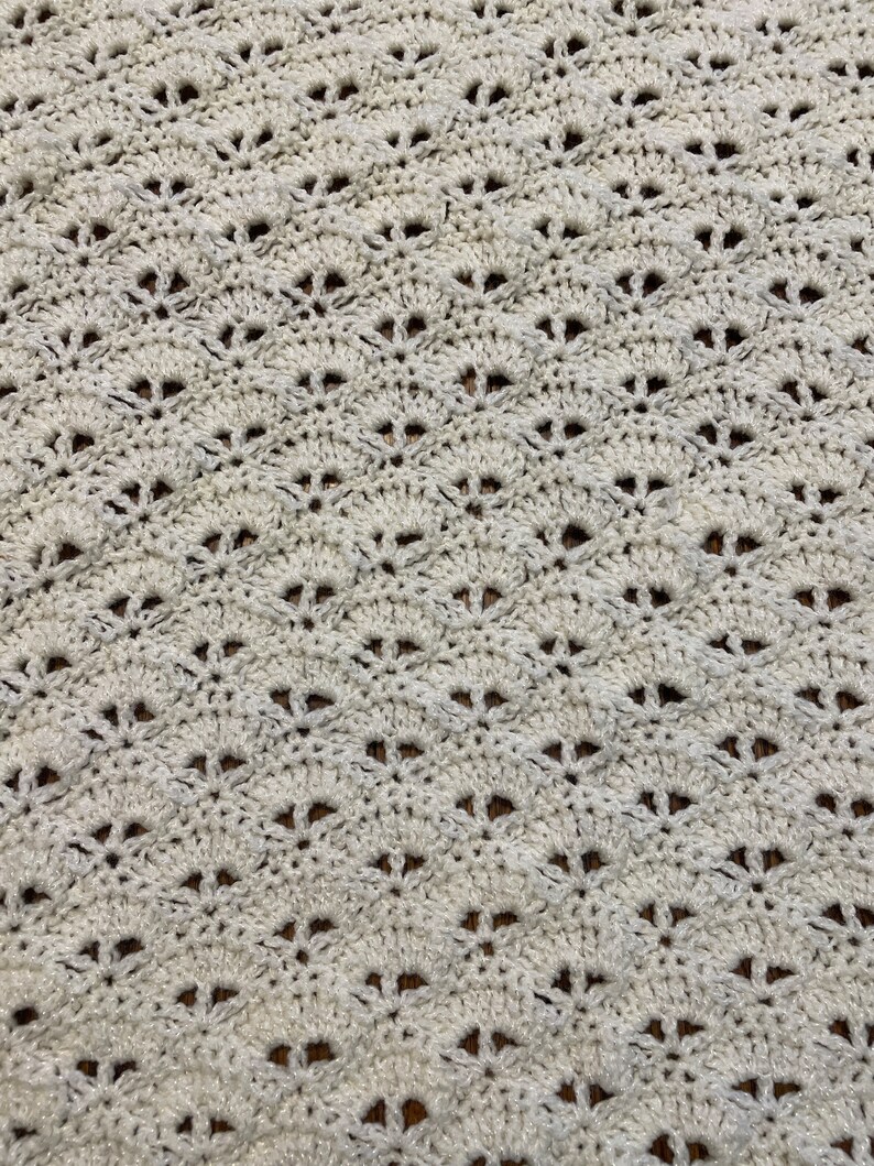Hand-crocheted White Fan Pattern Baby Blanket/small Throw - Etsy