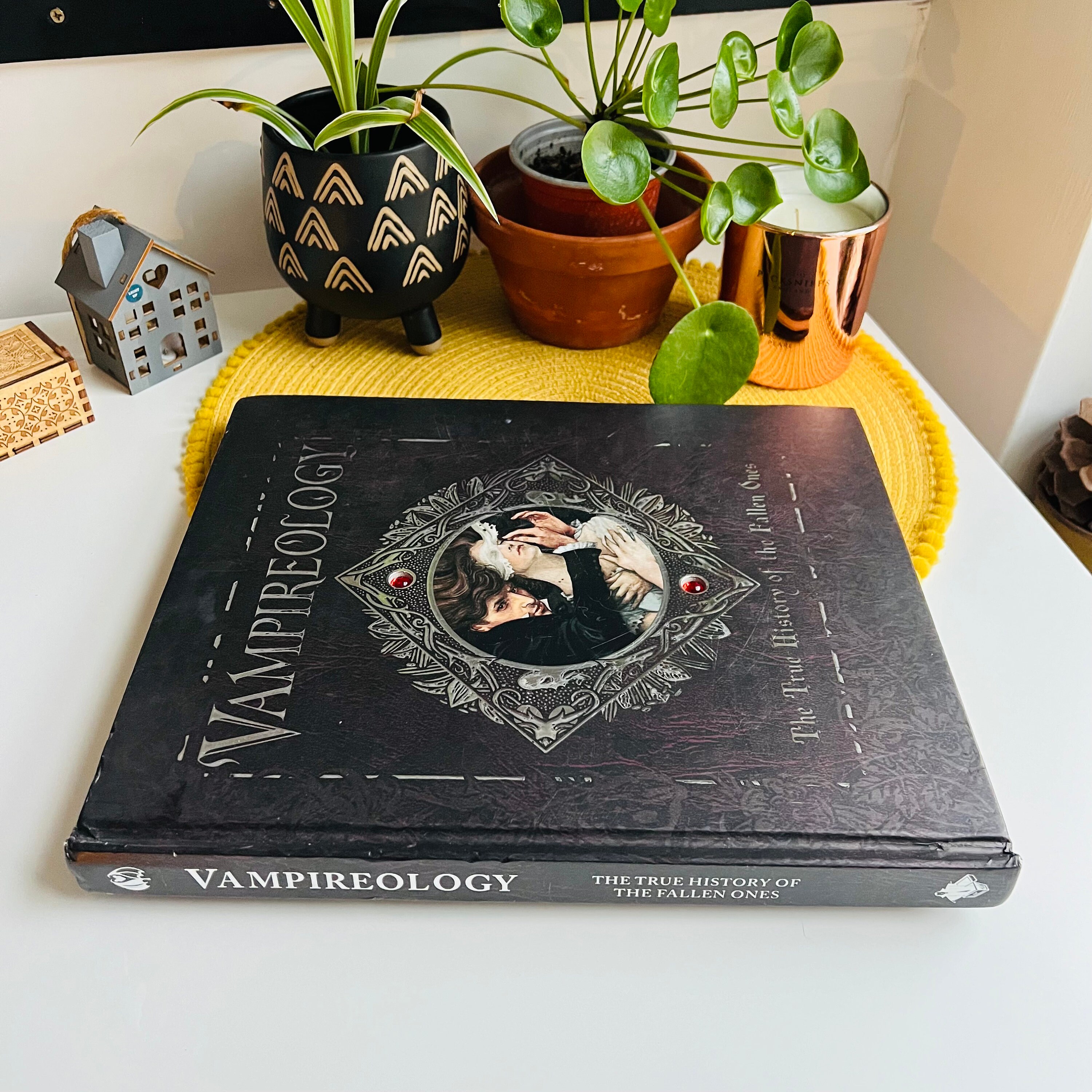 Vampireology, the True History of the Fallen Ones, A Book on Vampires ...
