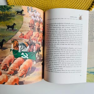 Animal Farm by George Orwell, Arcturus Illustrated Classics, Victor ...