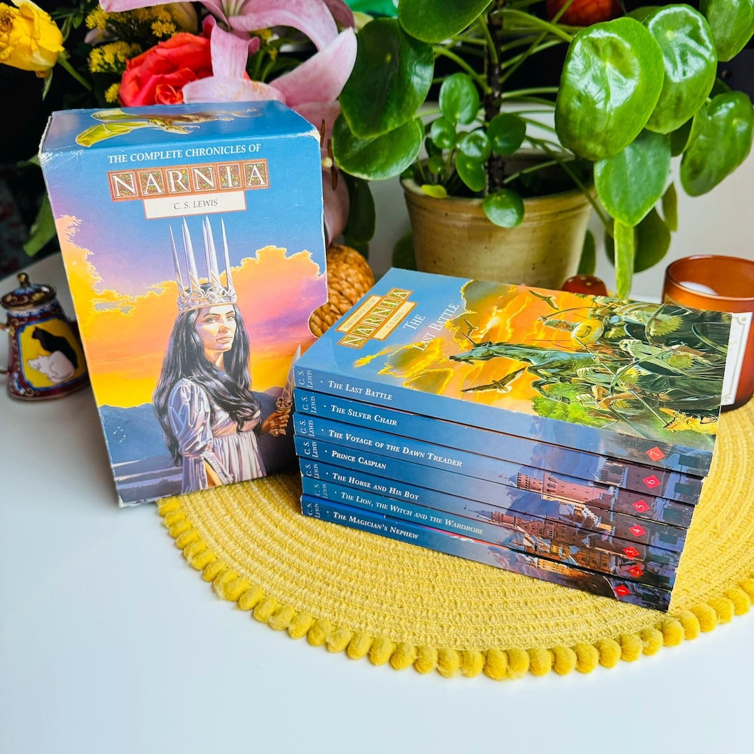 The Complete Box of Chronicles of Narnia by C. S. Lewis, Diamond Books ...