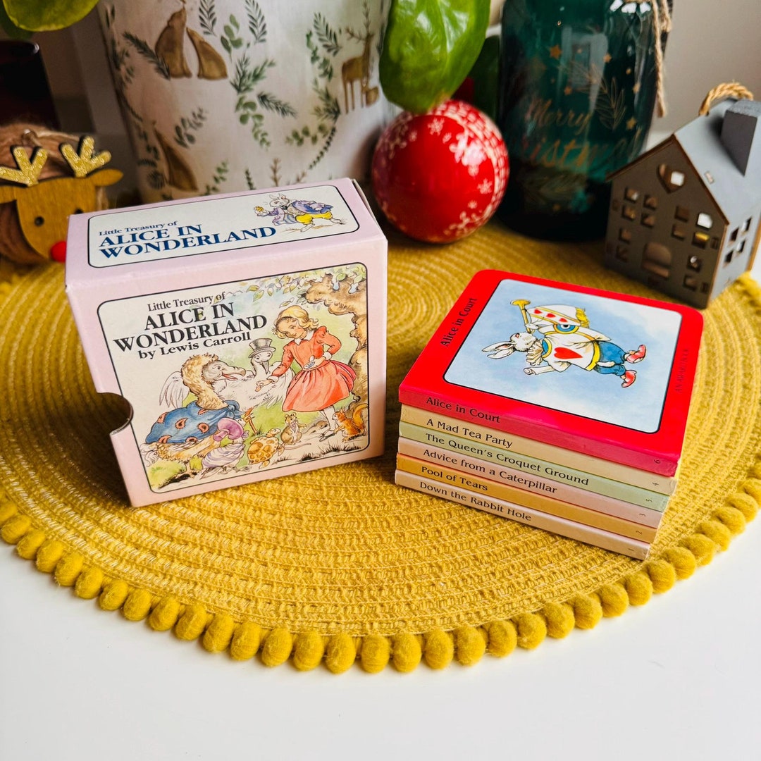Little Treasury of Alice in Wonderland, 6 Mini Books, Collectable Rare ...