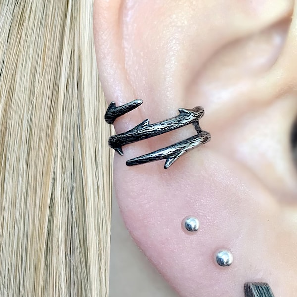 Gothic Ear Cuff - Etsy