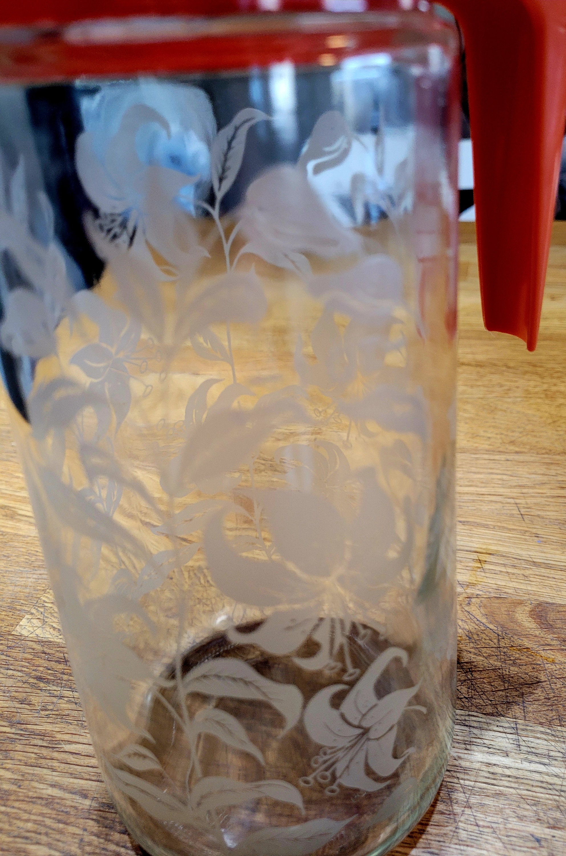 Vintage Tang Juice Pitcher/decanter , One With White Lid and One With ...