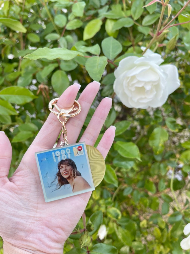 Taylor Swift Record Album Keychain / 1989 Taylor's Version / the Eras ...