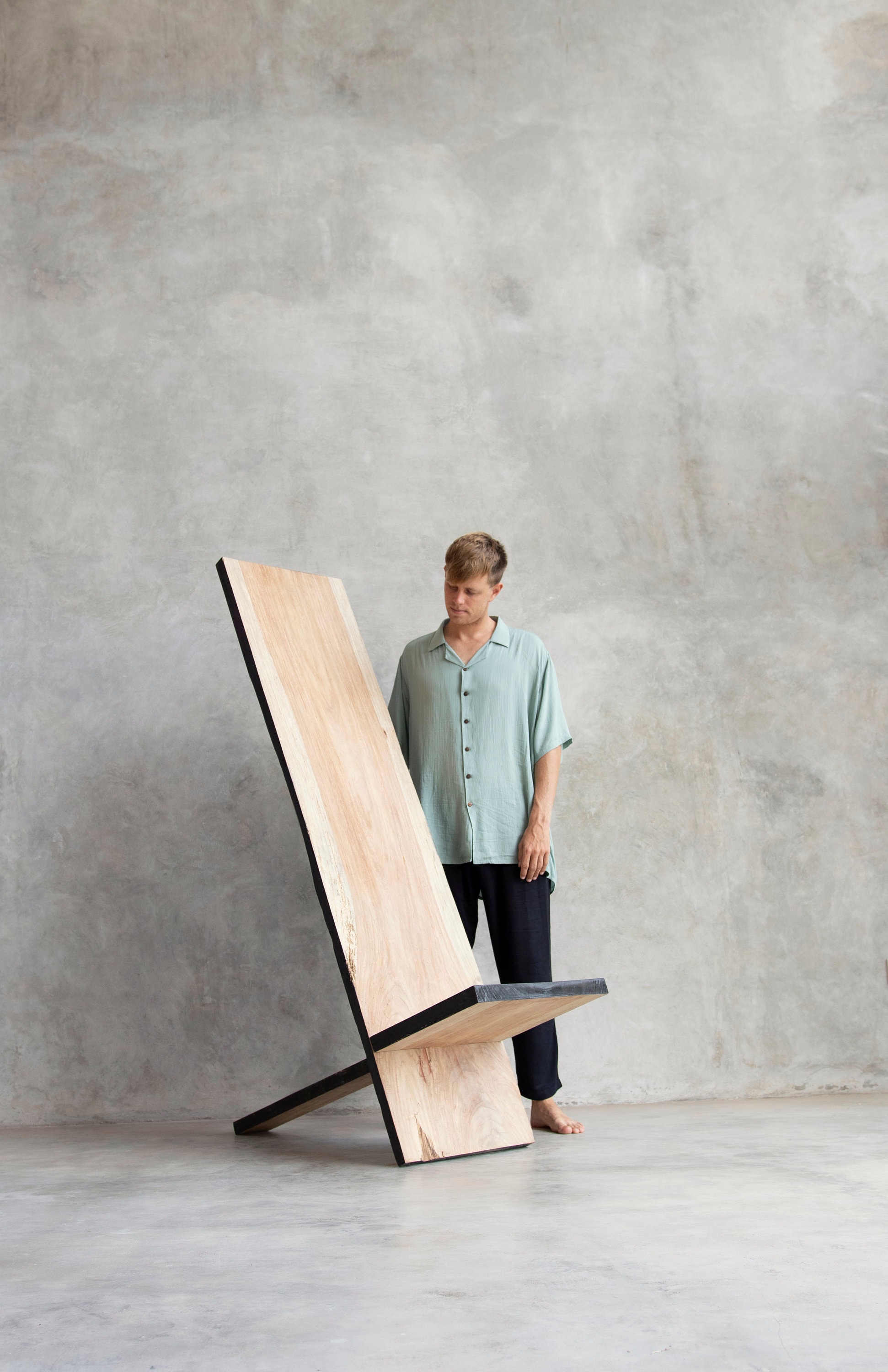 Soundchair "noir", Wooden Sound Healing Chair , Monochord. Thearpy - Etsy