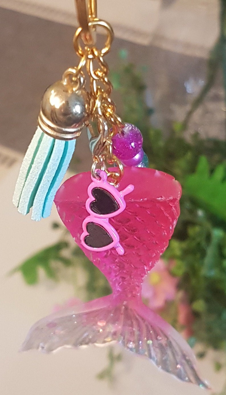 Pink Glitter Mermaid Tail Seashell Keychain - Etsy