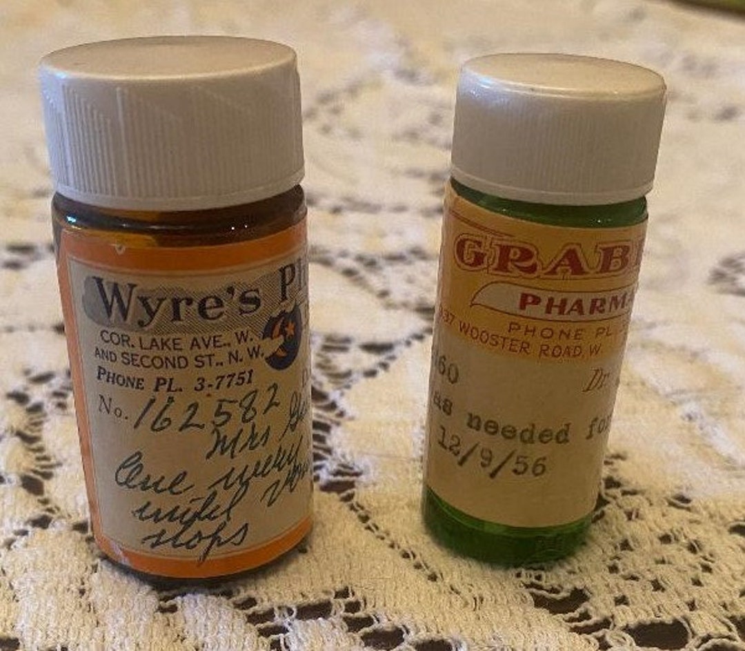 Small 1950's Medical Bottles - Etsy