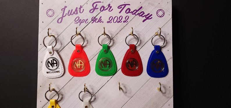Custom Key Tag Display Holder for Narcotics Anonymous Na - Etsy