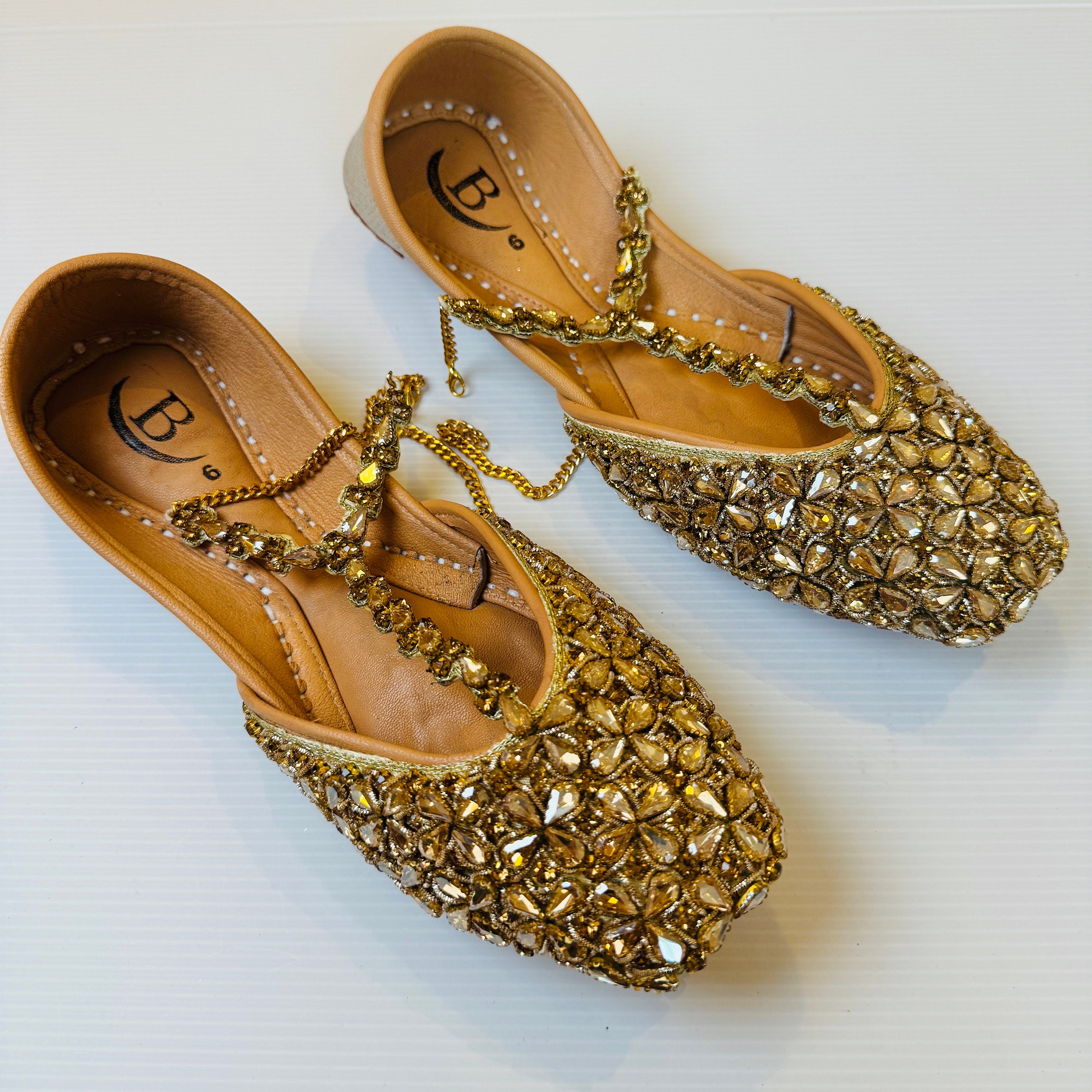 Bisma Handmade Khussa Mojri Indian Punjabi Jutti, Wedding Party Style ...