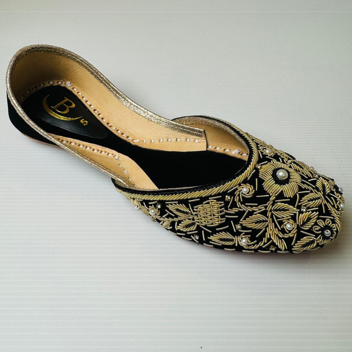 Bisma Handmade Khussa Mojri Indian Punjabi Jutti, Wedding Party Style ...