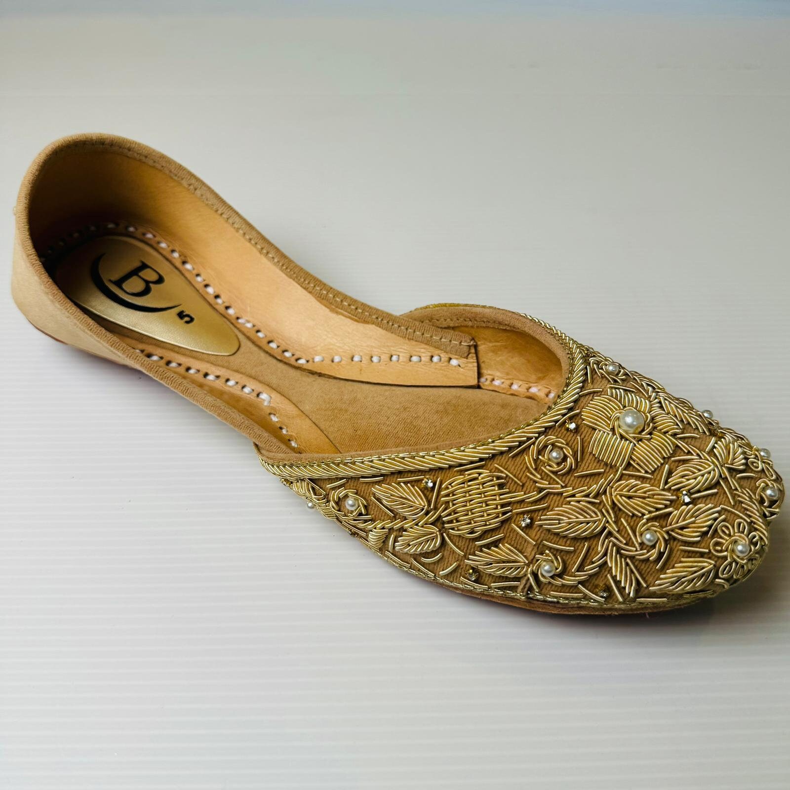 Bisma Handmade Khussa Mojri Indian Punjabi Jutti, Wedding Party Style ...