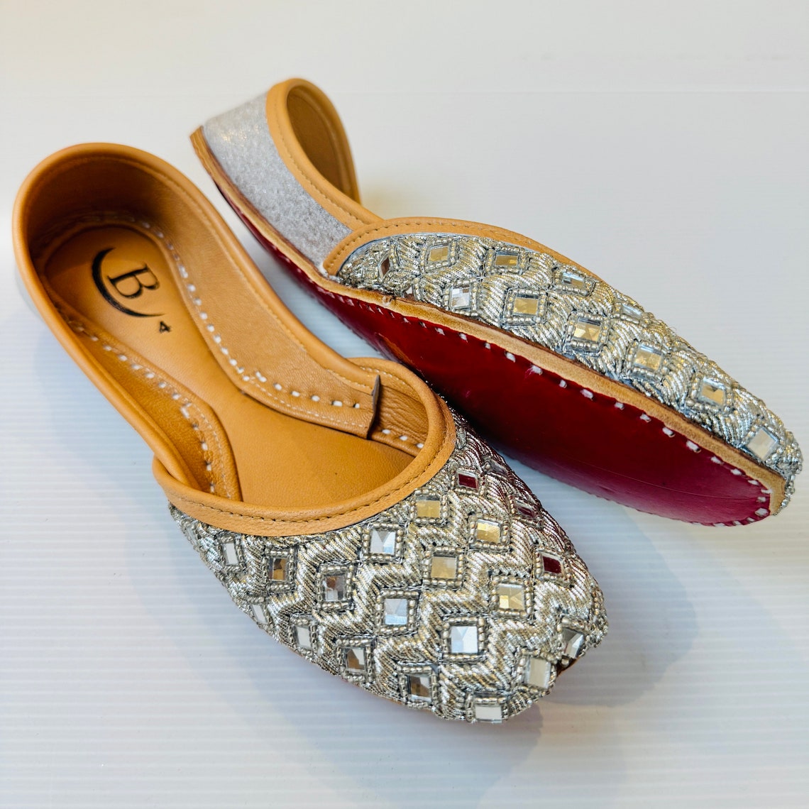 Bisma Handmade Khussa Mojri Indian Punjabi Jutti, Wedding Party Style ...