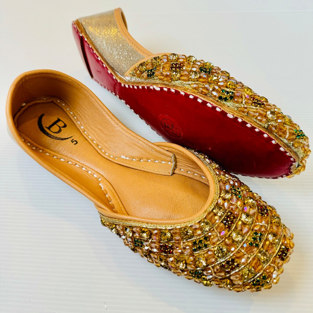Bisma Handmade Khussa Mojri Indian Punjabi Jutti, Wedding Party Style ...