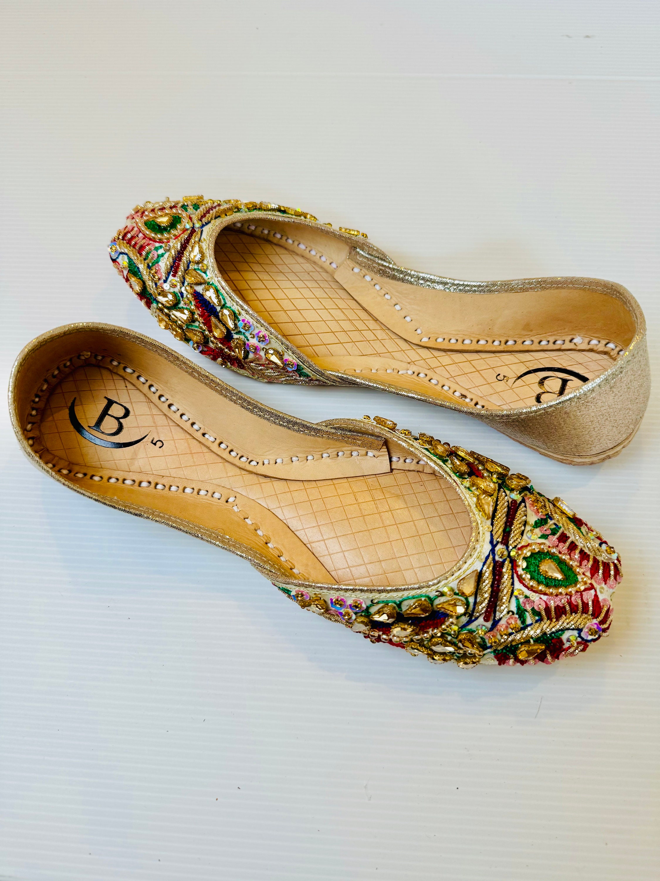 Bisma Handmade Khussa Mojri Indian Punjabi Jutti, Wedding Party Style ...