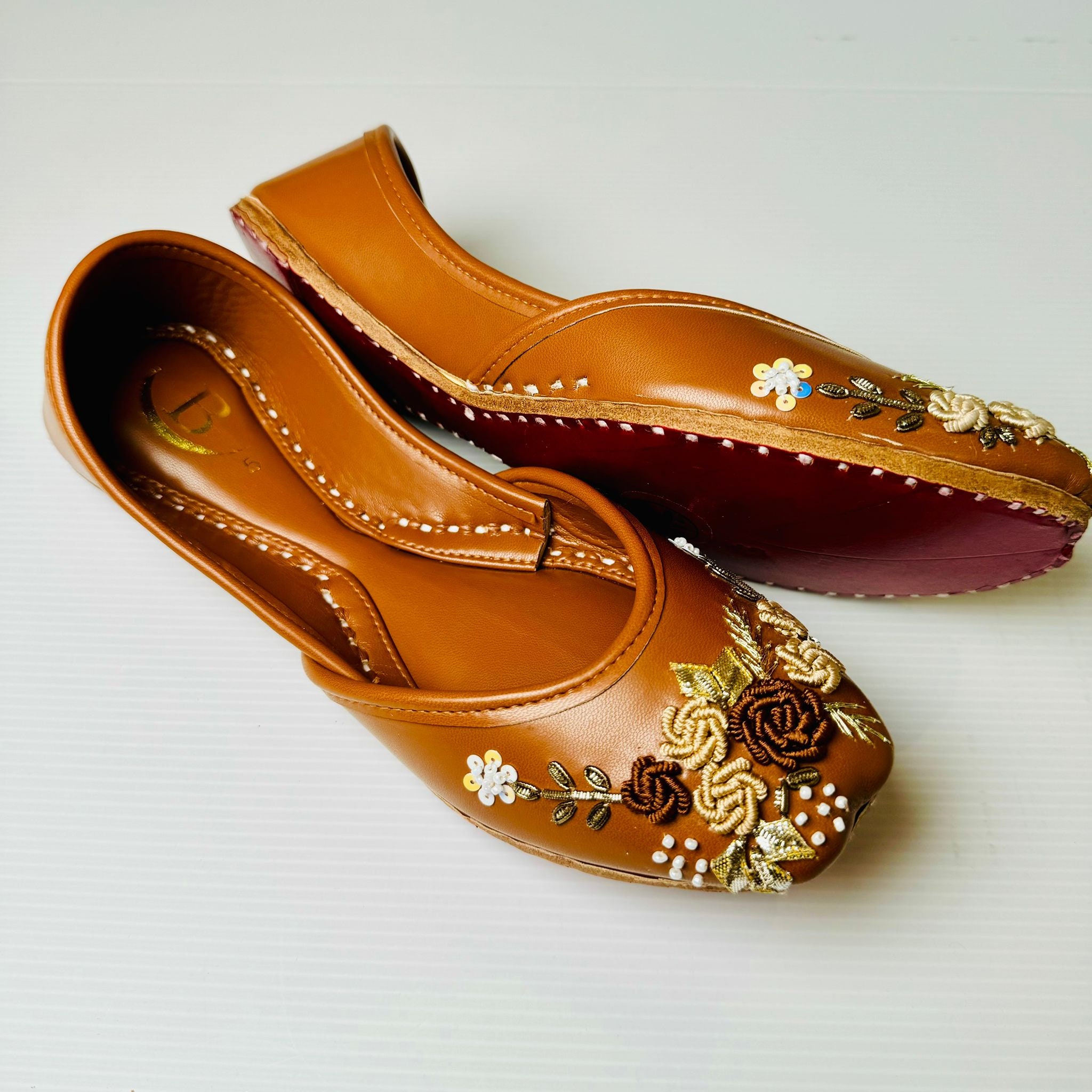 Bisma Handmade Khussa Mojri Indian Punjabi Jutti, Wedding Party Style ...